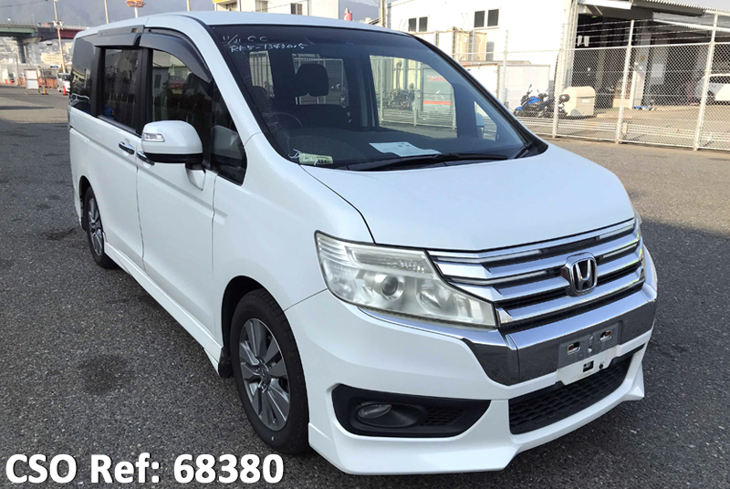 Used Honda Step Wagon Vans 2013 model in White | Used Cars Stock 68380 ...