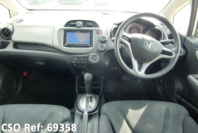Used Honda Fit Hatchbacks 2012 model in White | Used Cars Stock 69358 ...