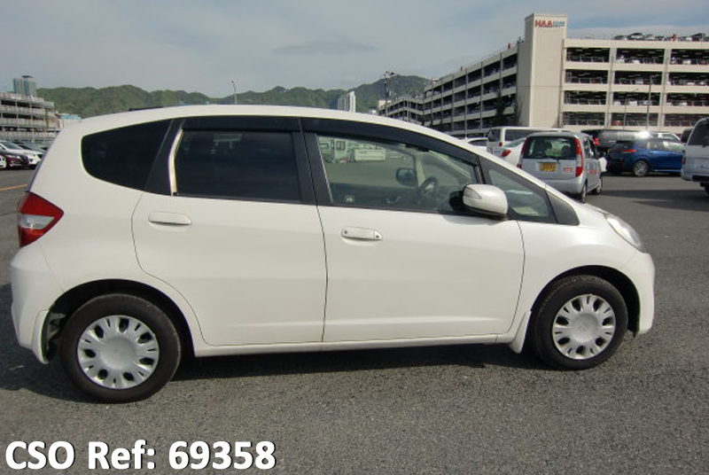 Used Honda Fit Hatchbacks 2012 model in White | Used Cars Stock 69358 ...