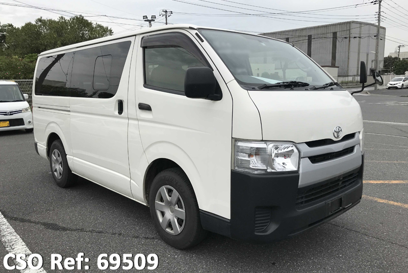 Used Toyota Hiace Van Mini Buses 2017 model in White | Used Cars Stock ...
