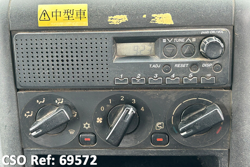 Used Mitsubishi Canter Trucks 2008 model in White | Used Cars Stock ...