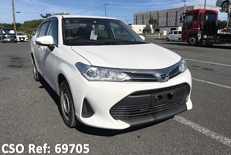 Used Toyota Corolla Axio Sedans 2018 model in White | Used Cars Stock ...
