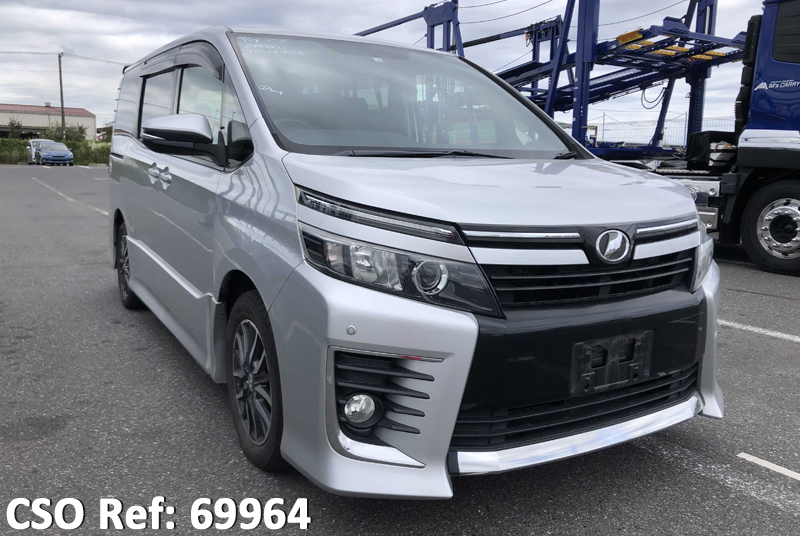 Used Toyota Voxy Vans 2014 model in Silver | Used Cars Stock 69964 ...