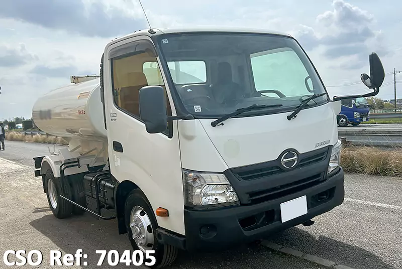 Used Hino DUTRO Trucks 2011 model in White | Used Cars Stock 70405 ...