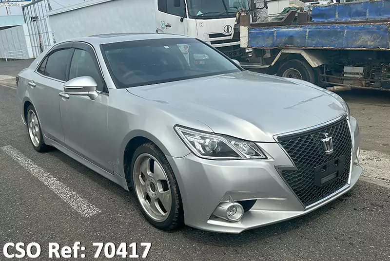 Used Toyota Crown Sedans 2015 model in Silver | Used Cars Stock 70417 ...